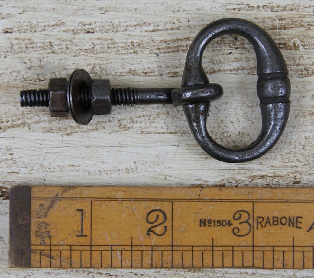 Drop Handle Bolt Through Cast Antique Iron 65mm x 45mm (AF023 ...