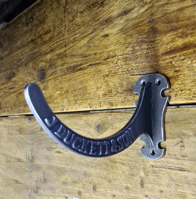 Gutter Bracket J DUCKETT Cast Iron 112mm Half Round x 150mm Proj ...